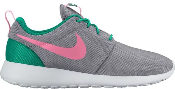 Nike Roshe One Sneakers