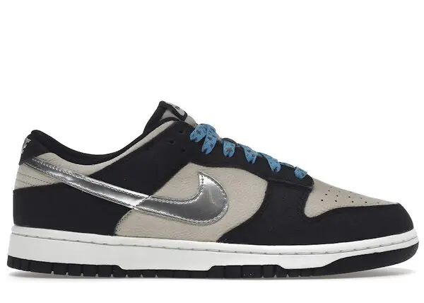 Nike Dunk Low Starry Laces Sneakers