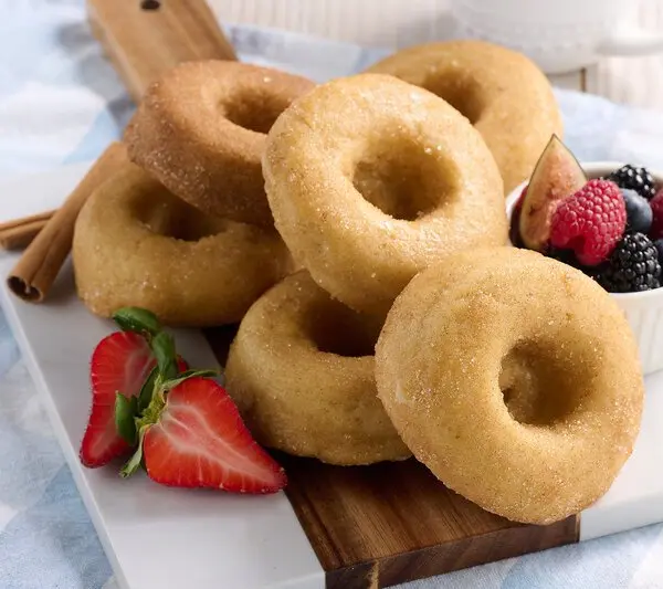 SANS BAKERY San's Bakery 6 Piece Cinnamon Sugar Baked Donuts