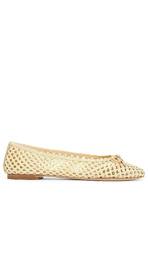 Raye Natasha Flat