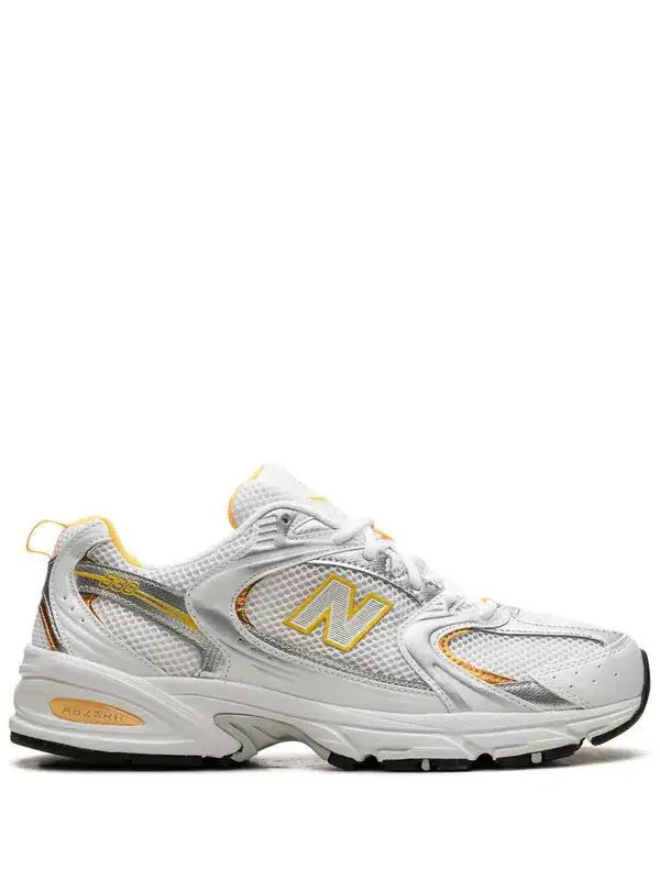 NEW BALANCE 530 Panelled Sneakers - White | Editorialist
