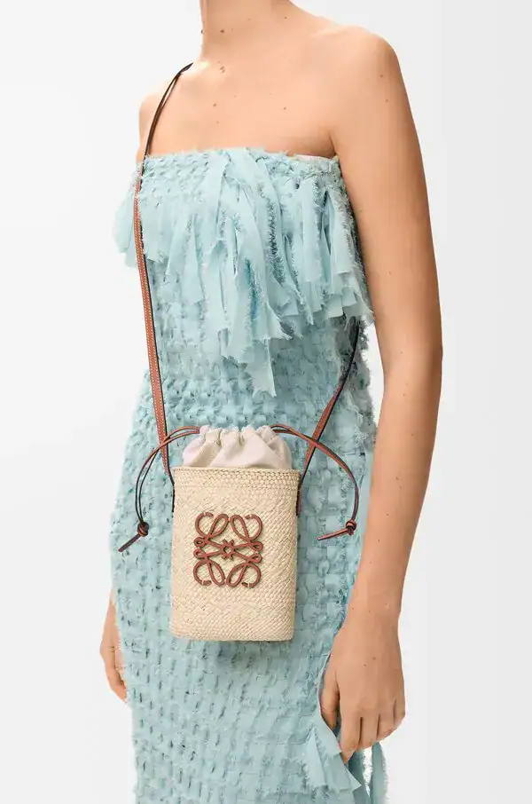 LOEWE スクエアポケット ショルダーバッグ Loewe Square Pocket In Iraca Palm And Leather - Natural/Tan