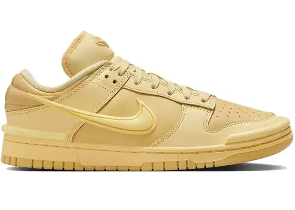 Nike Dunk Low Twist Sneakers
