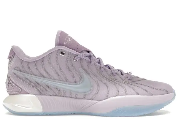 Nike Lebron 21 Easter Sneakers