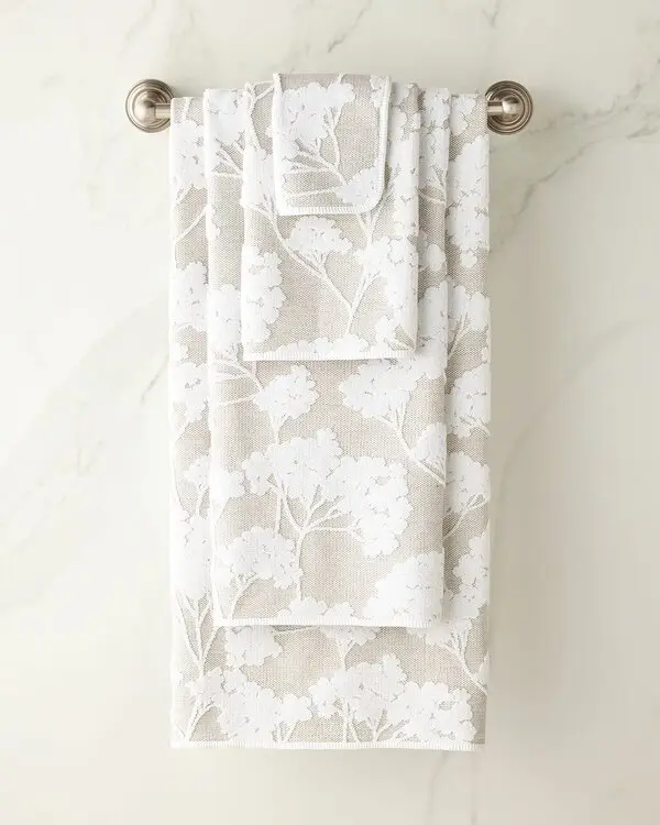 GRACCIOZA Eden Bath Sheet - White