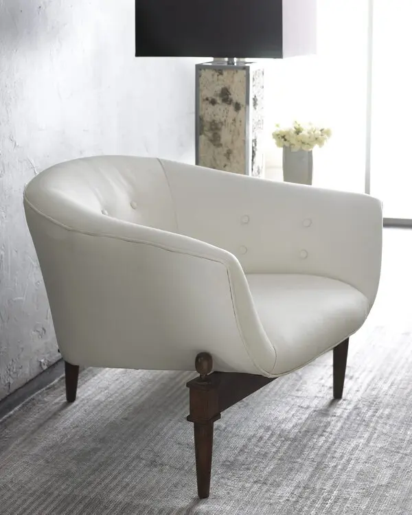 GLOBAL VIEWS White Scoop Chair