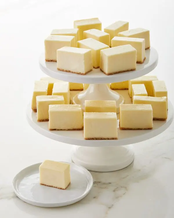 CHEESECAKE ROYALE Vanilla Cheesecake Bites
