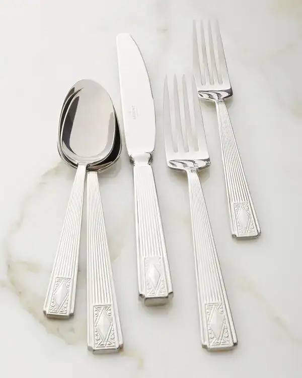 HAMPTON FORGE 20-piece Cabriole Flatware Set - Silver | Editorialist