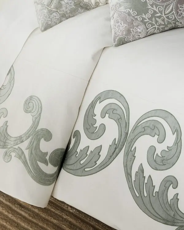 CALLISTO HOME Tilburg Scroll Duvet
