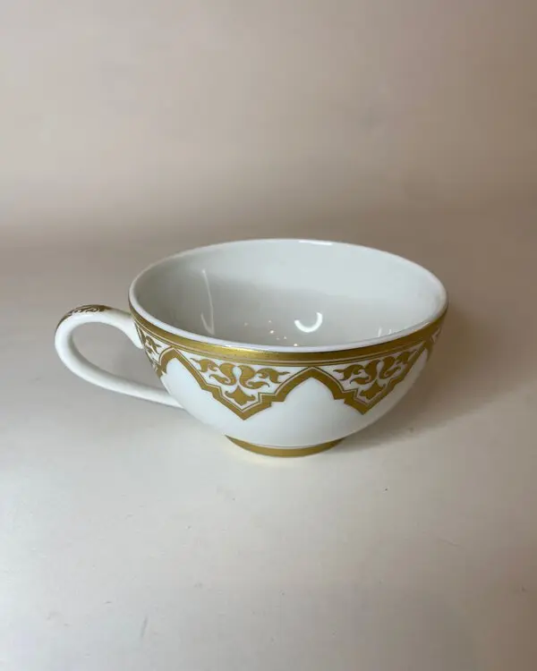 Bernardaud Venise Tea Cup - White/gold