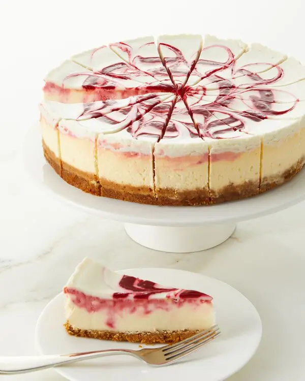 CHEESECAKE ROYALE Raspberry Cheesecake