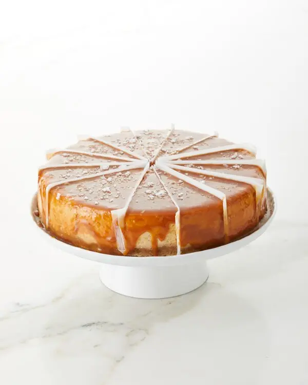 CHEESECAKE ROYALE Salted Caramel Cheesecake