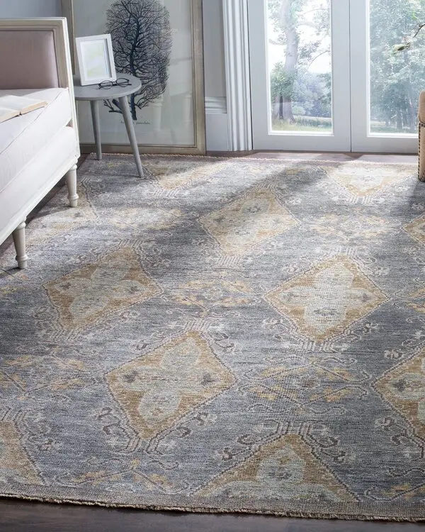SAFAVIEH Idalee Hand-knotted Rug, 8' X 10