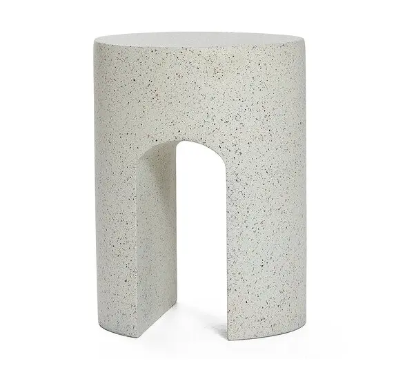 LUXEN HOME Luxenhome Mod Ivory White Cement Round With U-s Hape Side Table
