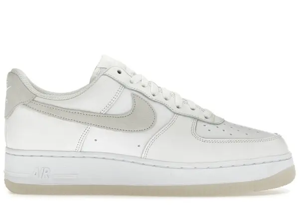Nike Air Force 1 '07 Lv8 Sneakers - White/summit White/phantom