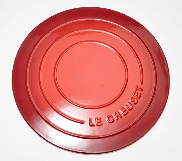 LE CREUSET 15' Round Signature Double-sided Pizza Stone - One-color