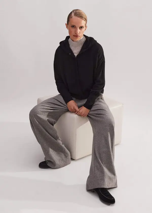 ME+EM Cashmere Drop Shoulder Boxy Cropped Hoodie - Black