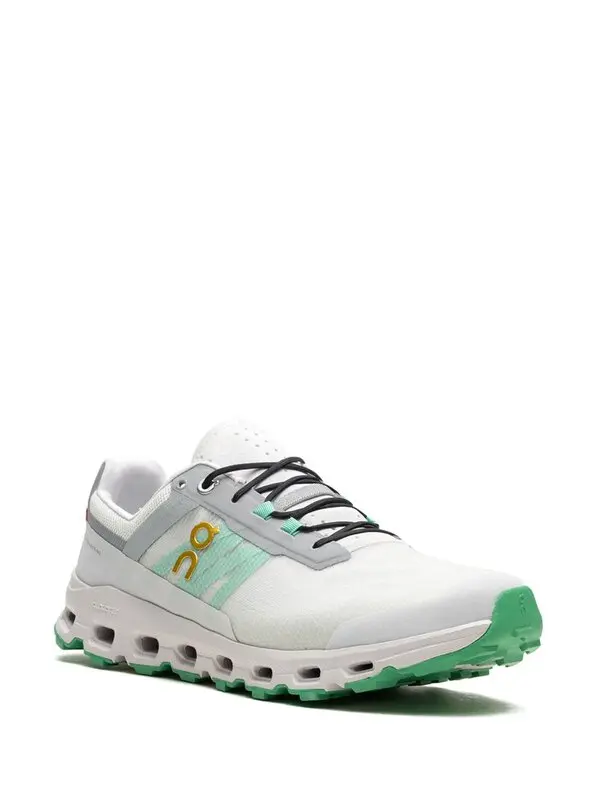 On Cloudvista Low-top Sneakers - White