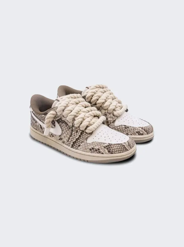 THE SURGEON Aj1 Low Sneakers