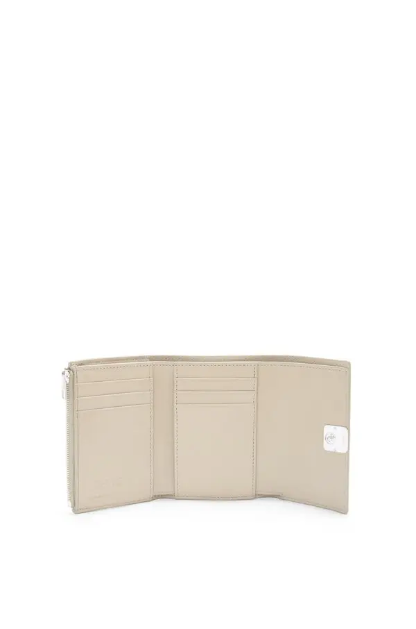 Loewe Luxury Anagram Vertical Wallet - Light Ghost