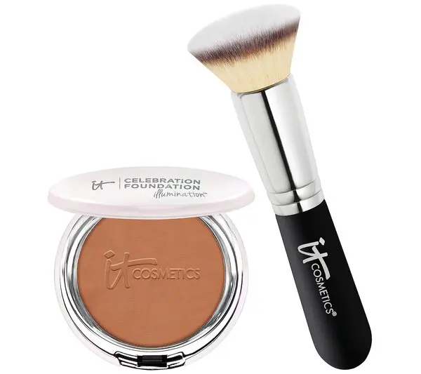 IT COSMETICS Celebration Foundation Illumwith Brush