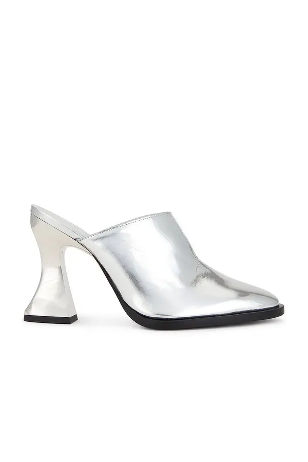 Bottega Veneta Cha Cha Mule Pump