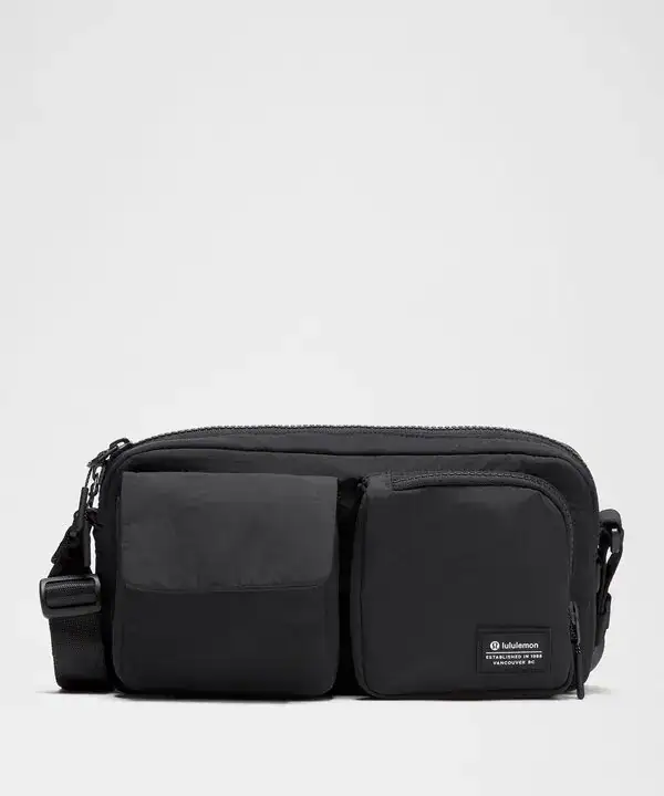Lululemon Multi-Pocket Crossbody Bag - Black | Editorialist