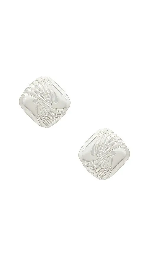HEAVEN MAYHEM Tabi Earrings