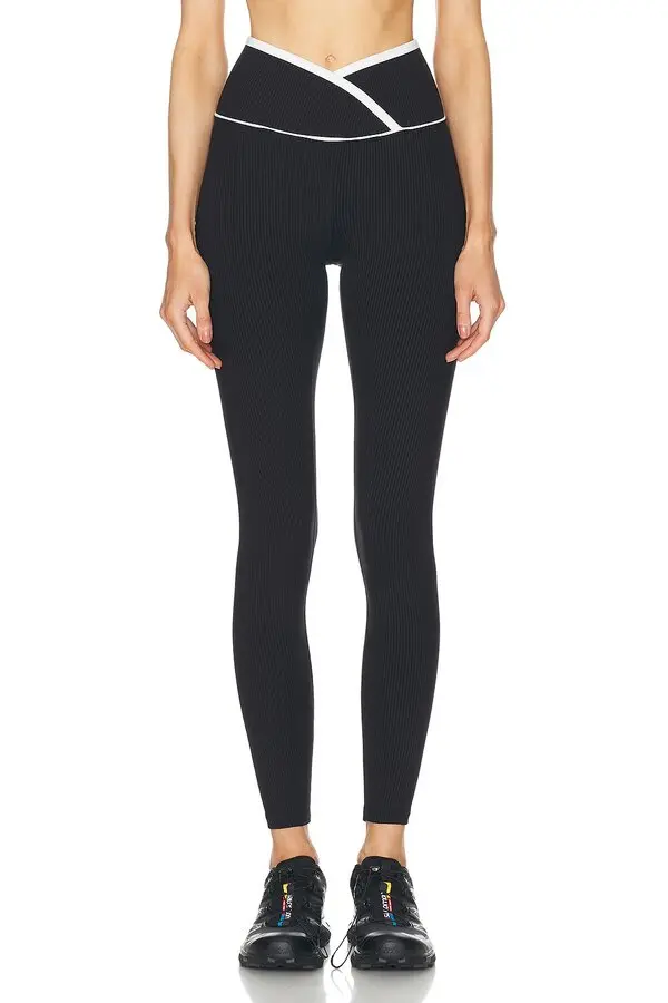 Year Of Ours Ribbed Two Toned Legging In Black - Black & White