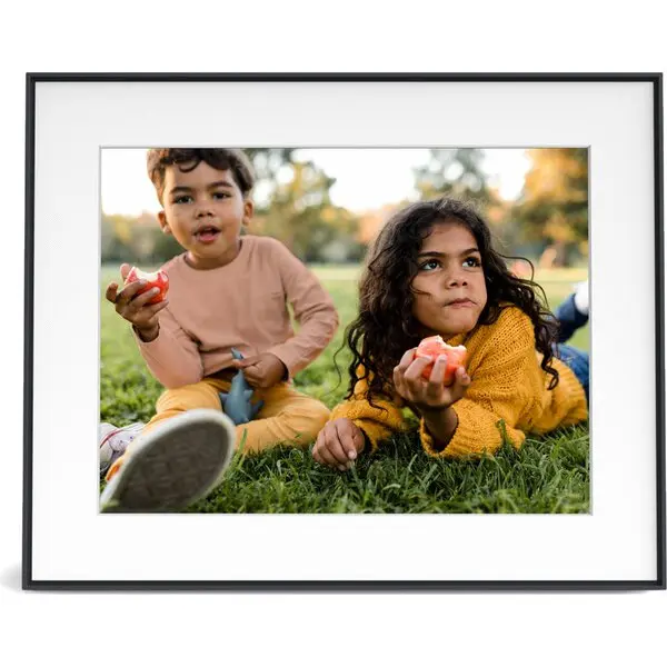 AURA FRAMES Walden 15-inch Digital Photo Frame