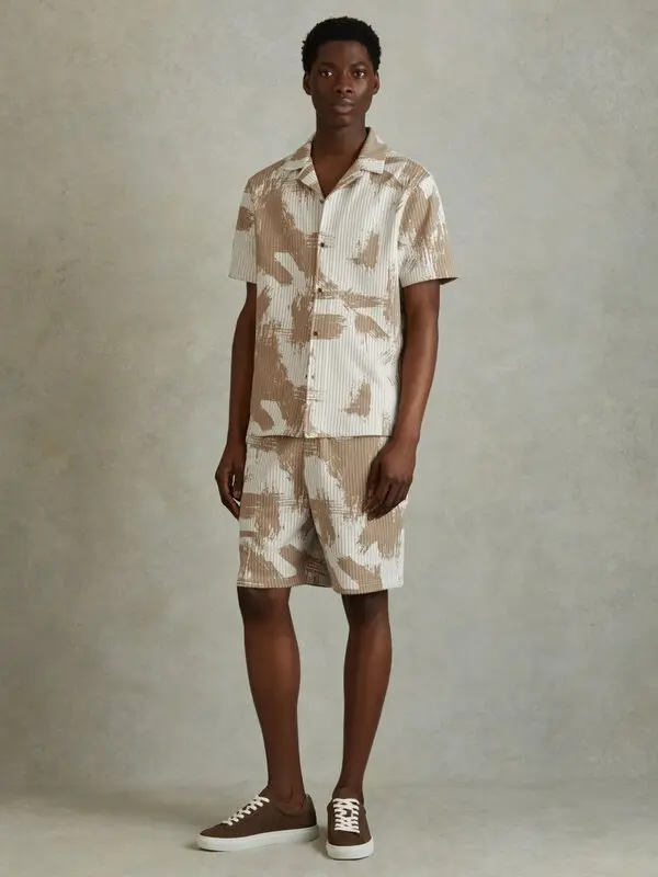 REISS Viceroy Brushstroke Print Cuban Collar Shirt