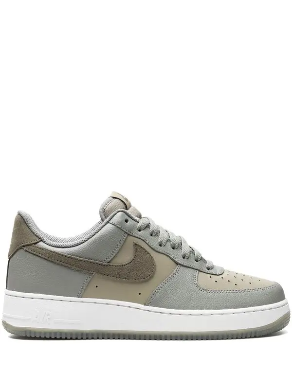 Nike Air Force 1 '07 Lv8 Sneakers