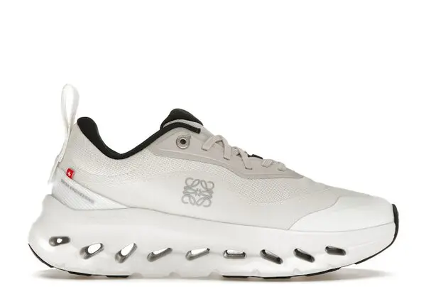 On Cloudtilt 2 Loewe Sneakers - Sand/white