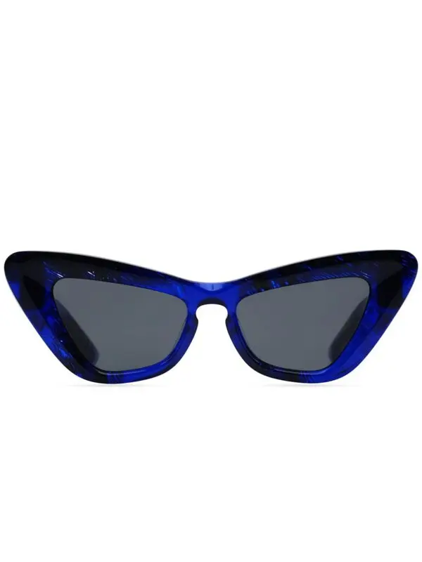 Burberry Blue and Silver Cat-Eye Sunglasses BURBERRY Sunglasses BE4283F 3772/4L #49□21 140 Plastic Blue  main image 3