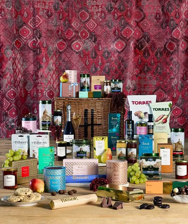 Harrods The Food Halls Collection Hamper - Multi | Editorialist