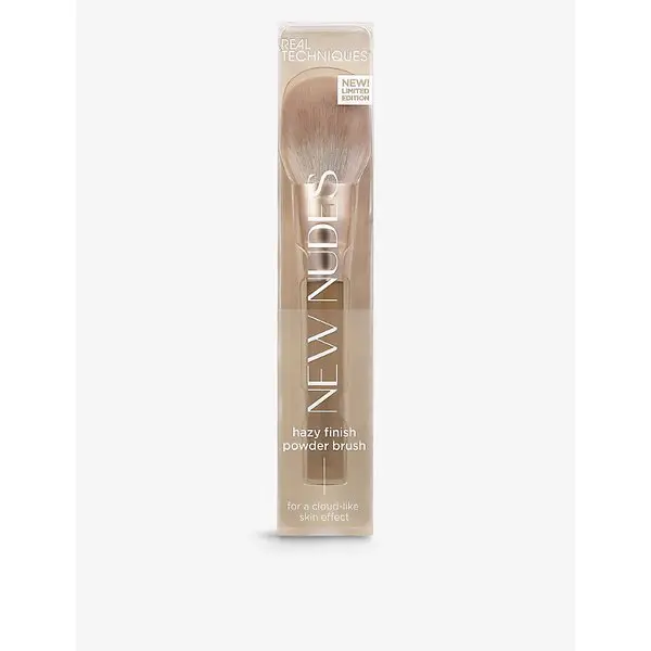 REAL TECHNIQUES New Nudes Hazy Finish Limited-edition Powder Brush