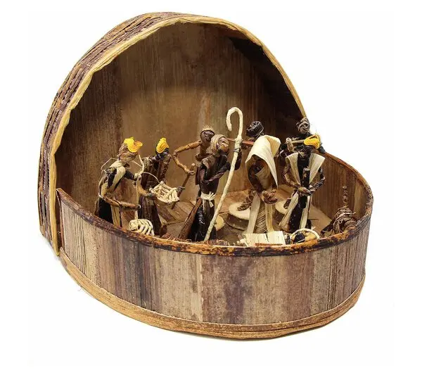 GLOBAL CRAFTS 13pc Banana Fiber Arched Nativity Set Set