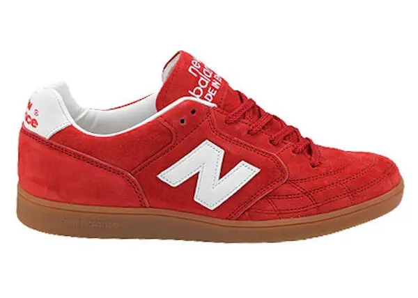NEW BALANCE Epictrla Miuk Lost Artin Sneakers