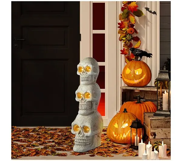 GLITZHOME 25.50'h Ligted Halloween Skull Porch Ecor W Timer