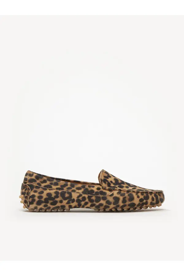 M. Gemi The Felize Suede Loafers - Natural