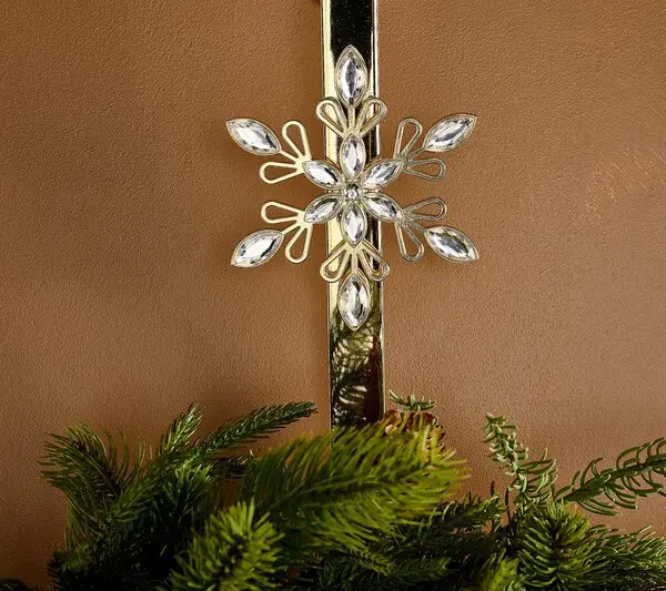 PRIMROSE HILL Decorative Metallic Snowflake Wreath Holder