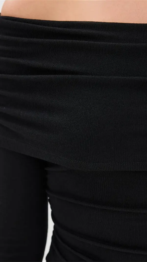 Lioness Long Sleeve Off-shoulder Top