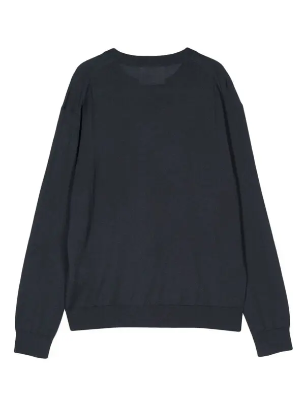Closed Long-sleeve Sweater