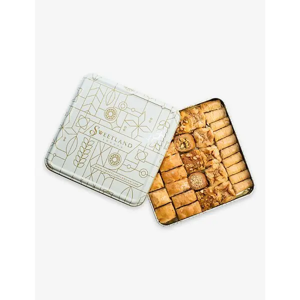 SWEETLAND Premium Mixed Nuts Baklava Tin 900g
