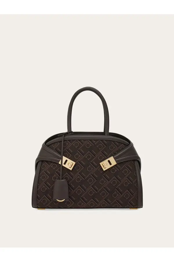 FERRAGAMO Monogram Hug Handbag M - Gold