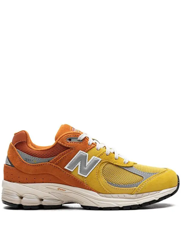 NEW BALANCE 2002r Sneakers - Yellow