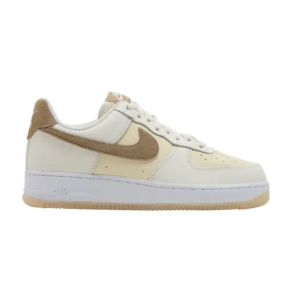 Nike Force 1 ’07 Lv8 Sneakers - Cream