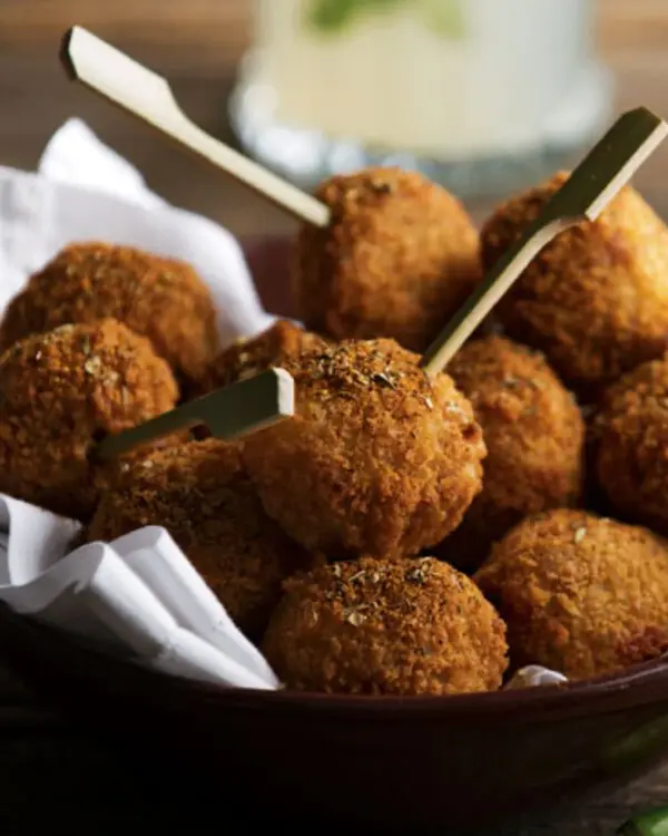 THE CAJUN TURKEY CO Bacon Cheeseburger Stuffed Hushpuppies