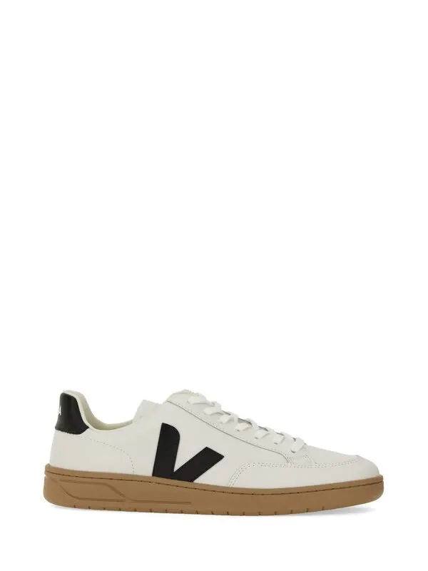 VEJA Sneakers V-12