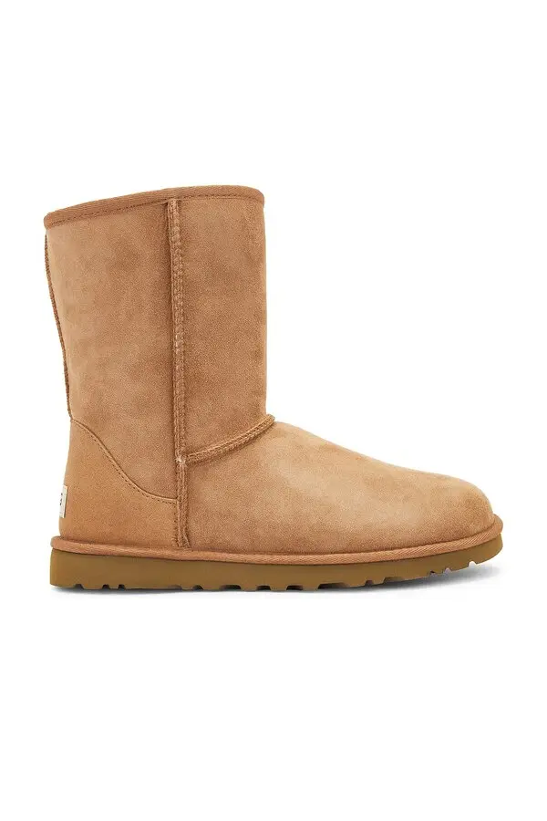 UGG Classic Short Boots - Chestnut